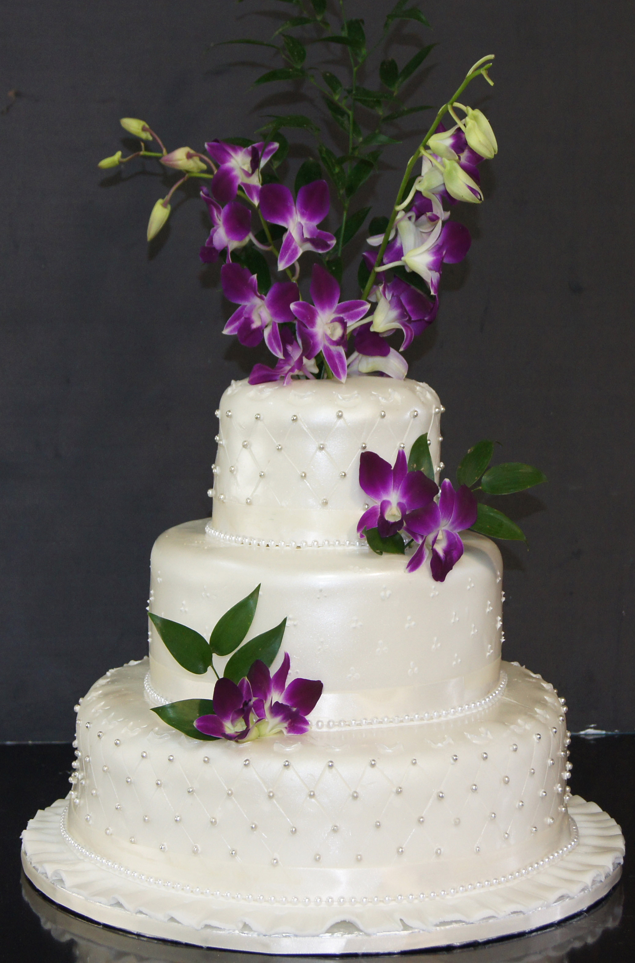 Custom Cakes – Best Custom Cakes & Catering